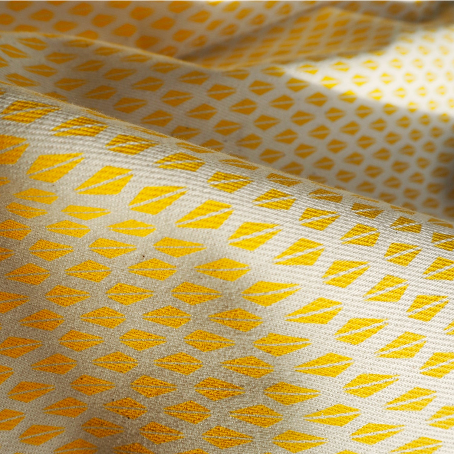 Adult Kitchen Apron with pocket made from Organic Cotton featuring a Y ...